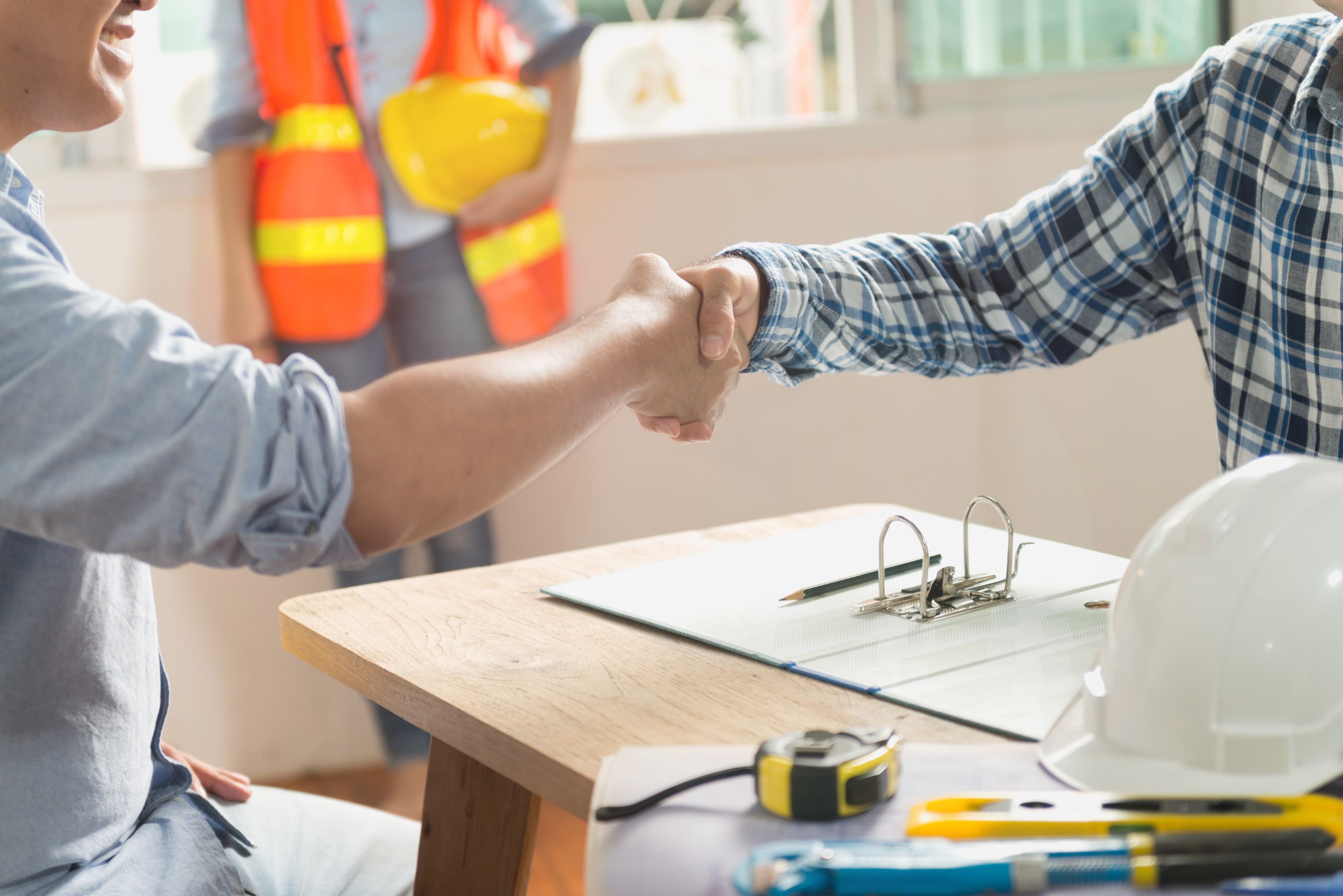How To Find a General Contractor: 3 Things You Need To Know