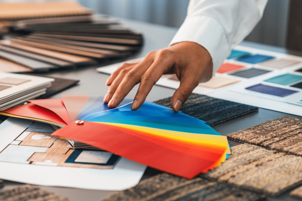 How to choose the right colors and materials for a home renovation project